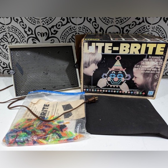 Toys | Vintage Working 1981 Lite Brite Peg Board Light Up With Box And ...